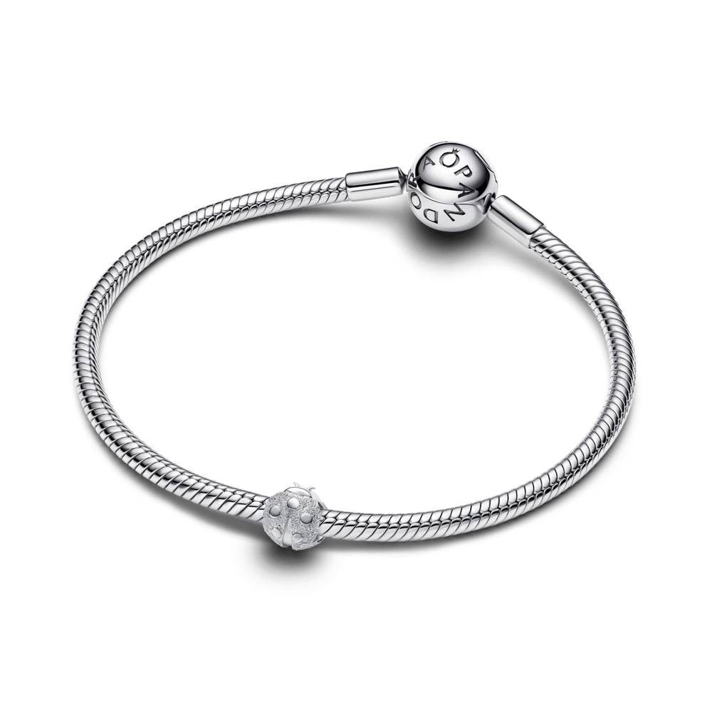 Mini Charm Catarina Texturizada|Pandora - Pandora™ PA Joyería Oficial
